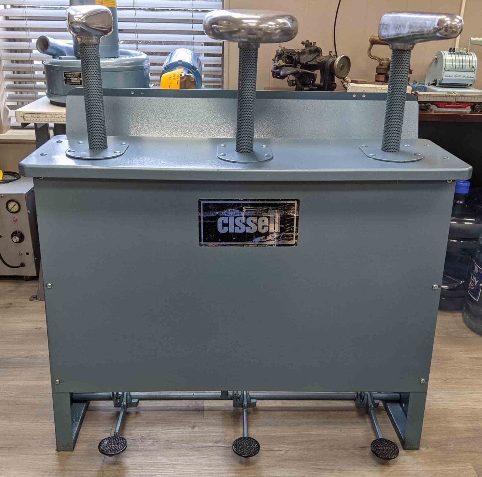 Cissell Puffers - Seickel & Sons, Inc.